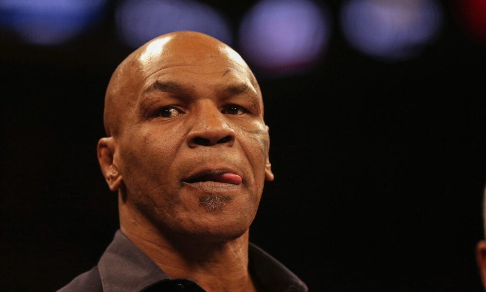 Mike Tyson drops Bruce Seldon 23 years ago - Big Fight Weekend
