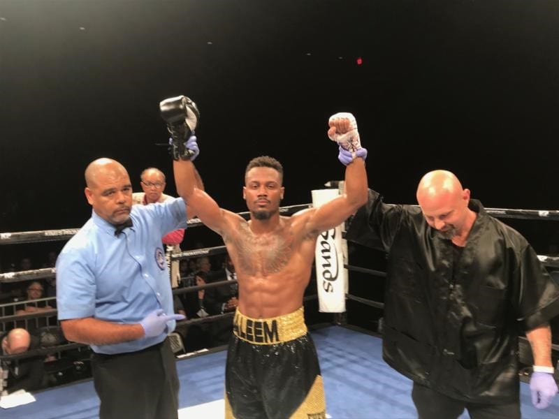 Aleem, Hot Sauce in action in Houston - Big Fight Weekend