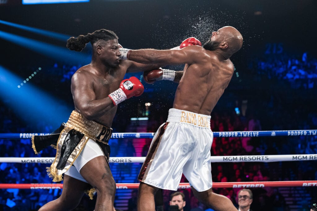 Martin drops Washington in Fury-Wilder 2 co-main - Big Fight Weekend