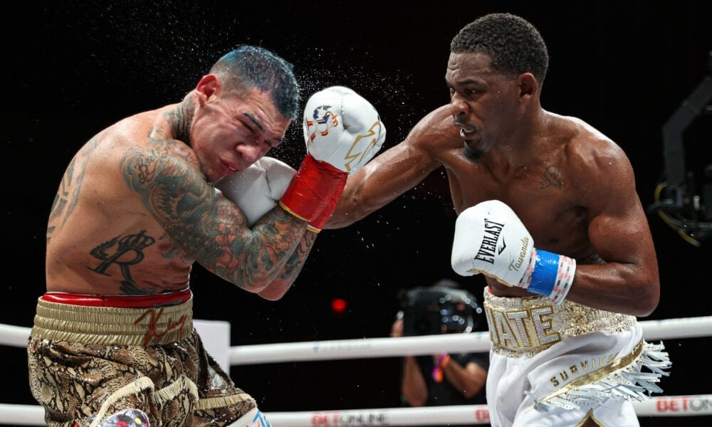 Jacobs Edges Rosado in A Razor Thin Snoozer - Big Fight Weekend