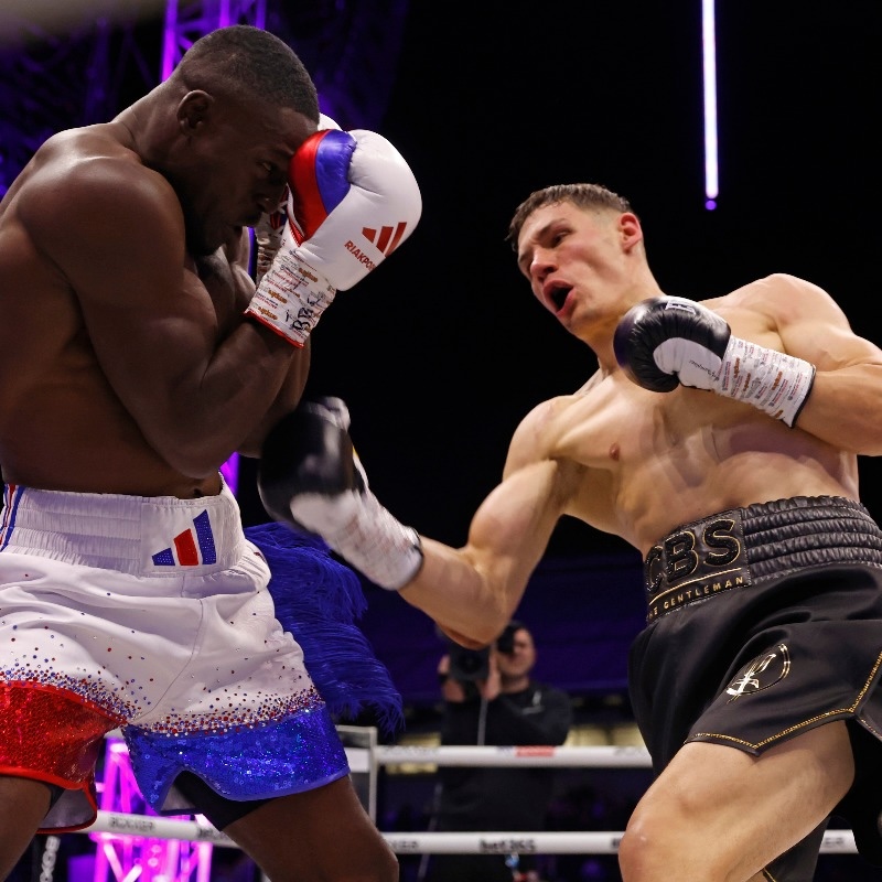 Billam-Smith vs. Richard Riakporhe Ends