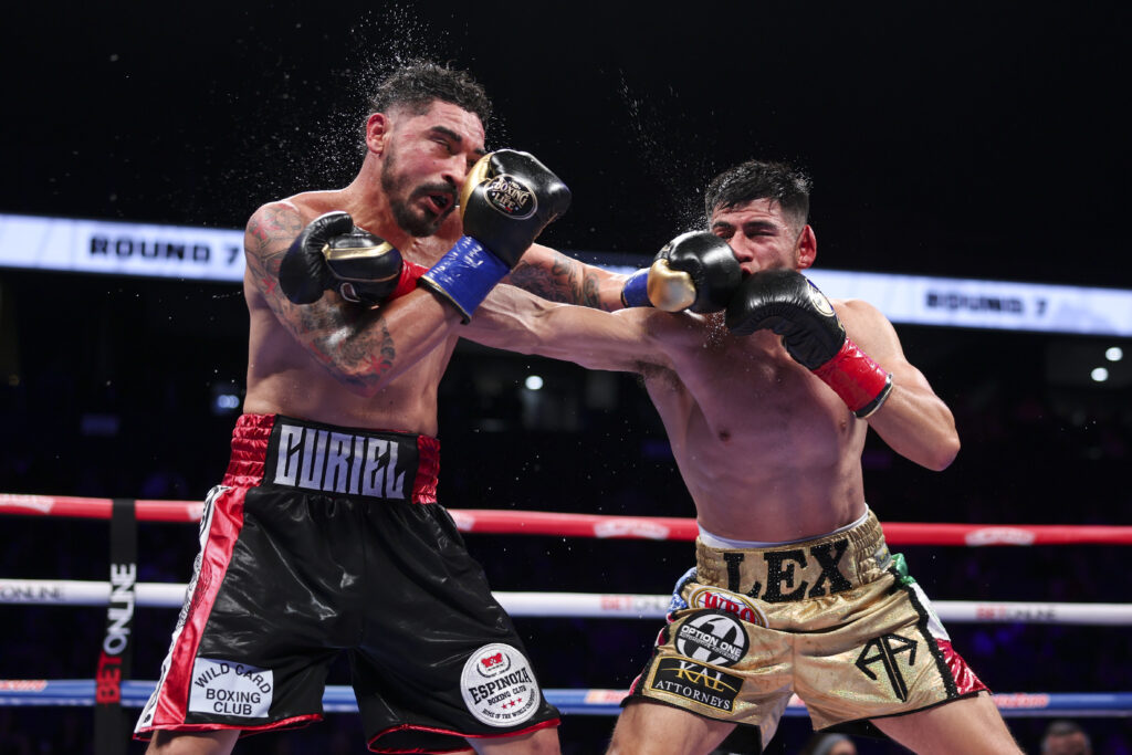 Alexis Rocha and Raúl Curiel Battle to Draw After 12 Rounds