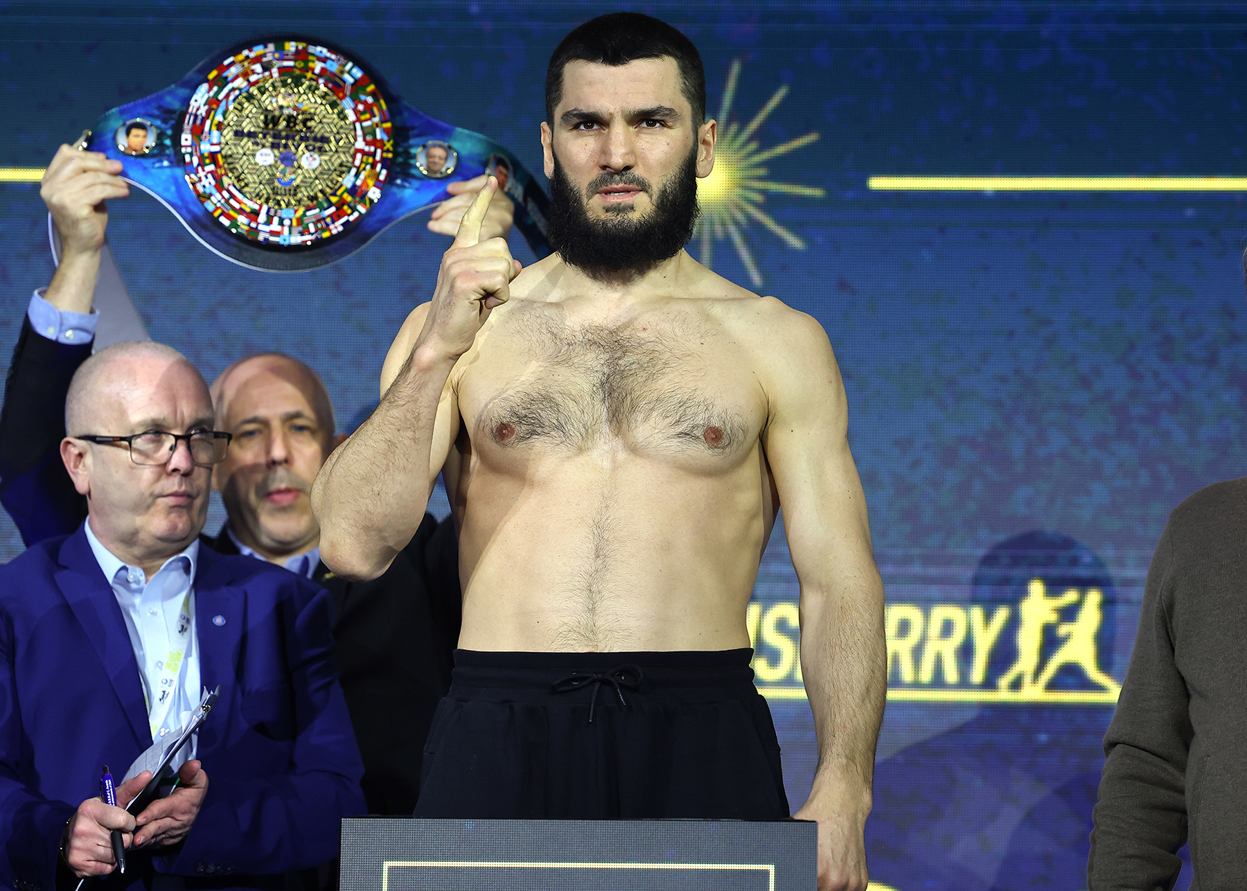 Artur Beterbiev vs Deon Nicholson – Redemption Fight on November 22